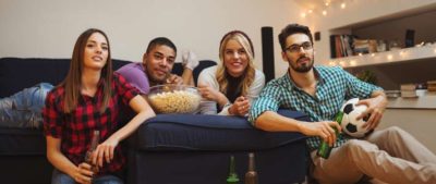 5 reasons you should (and shouldn’t) live with friends - Save the Student